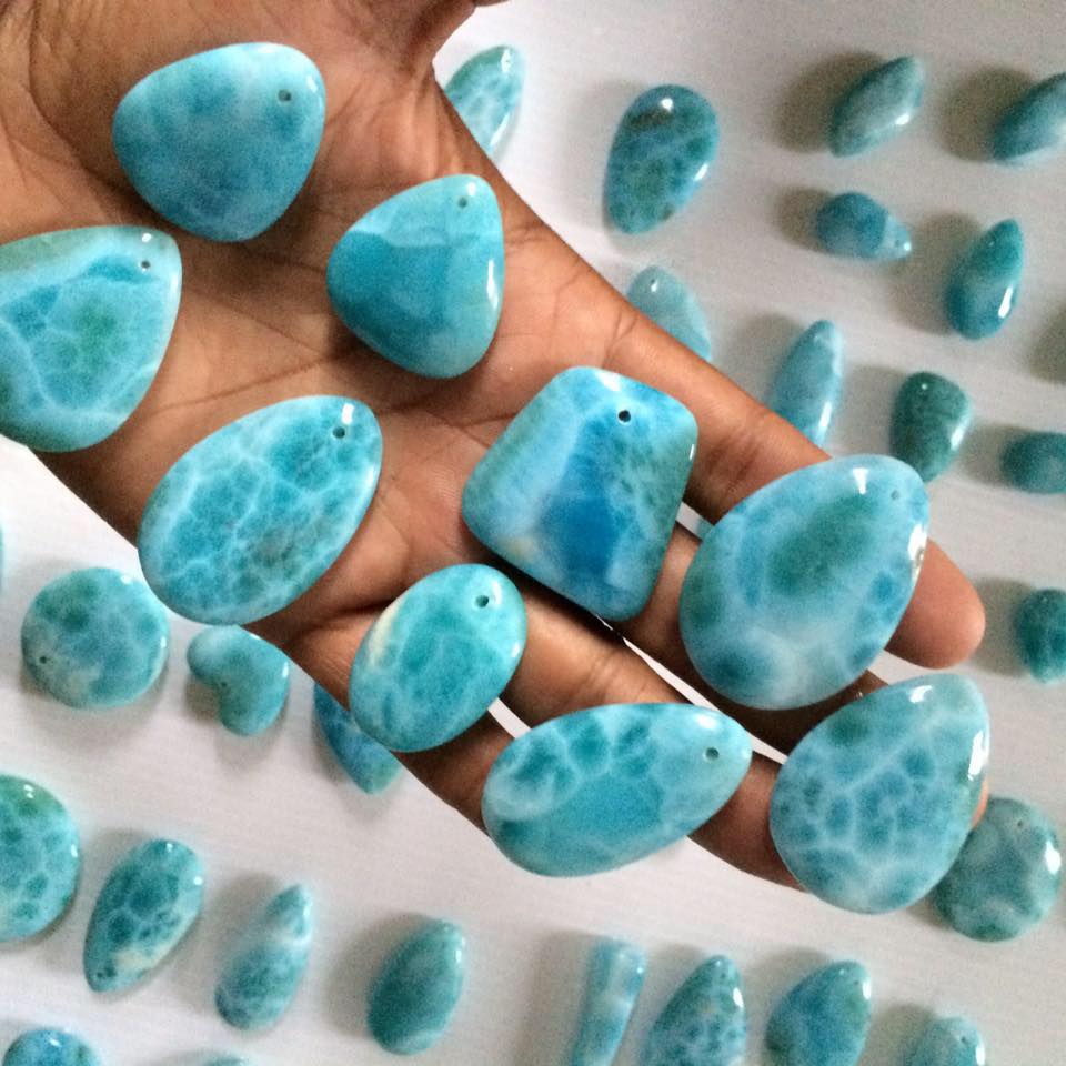 Larimar stone properties - Dominican-Larimar.com