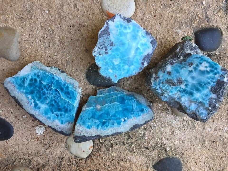 Rough & Raw Larimar - Dominican-Larimar.com